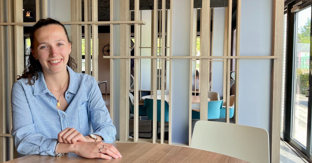 Imke geniet van dynamische stage bij Poelmann van den Broek
